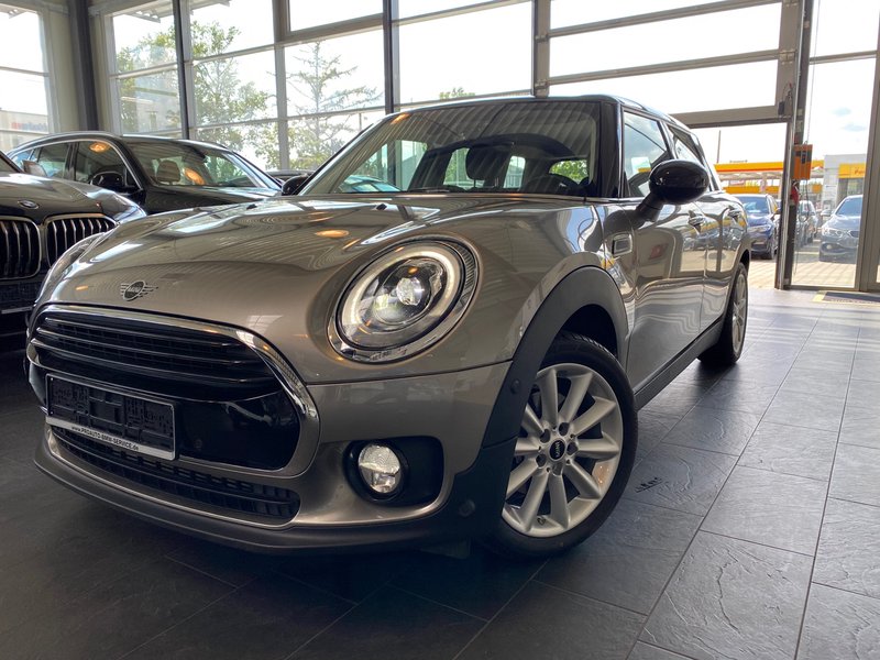 MINI Cooper Clubman Aut. 17LM SHZ ISOFIX PDC Parkassistent Year-old buy ...
